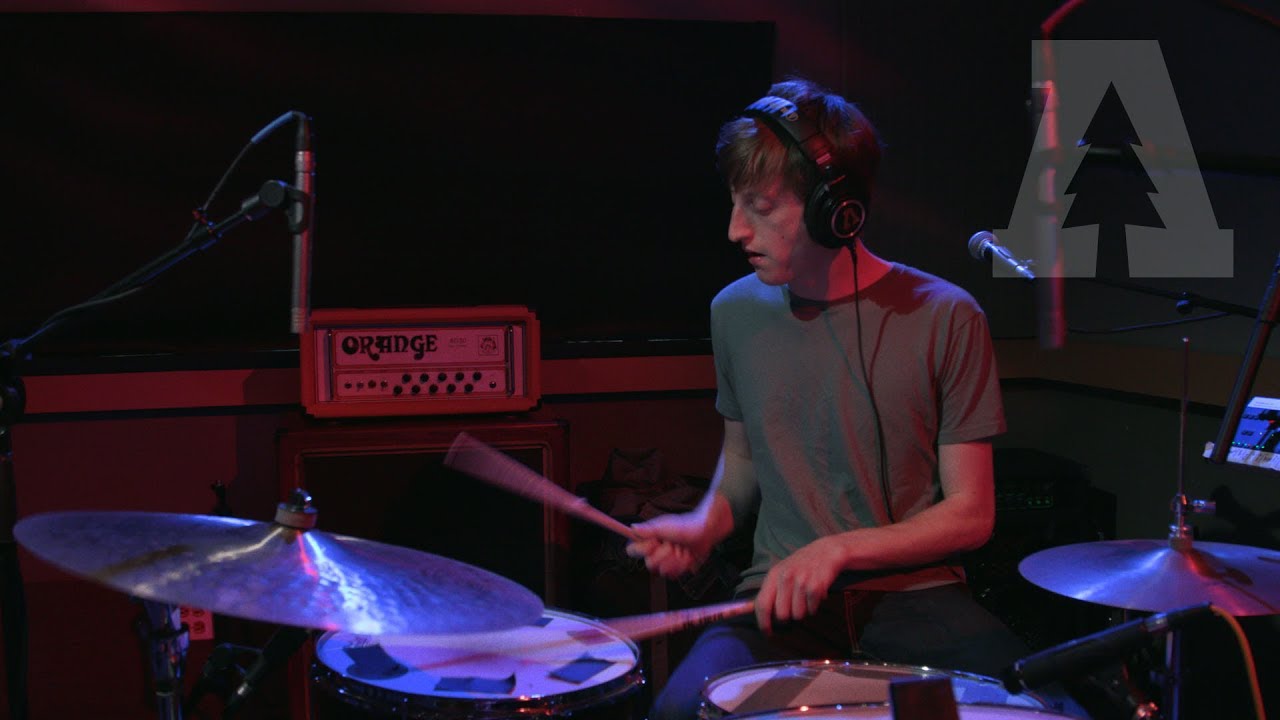 Cende - Don't Want To | Audiotree Live - YouTube