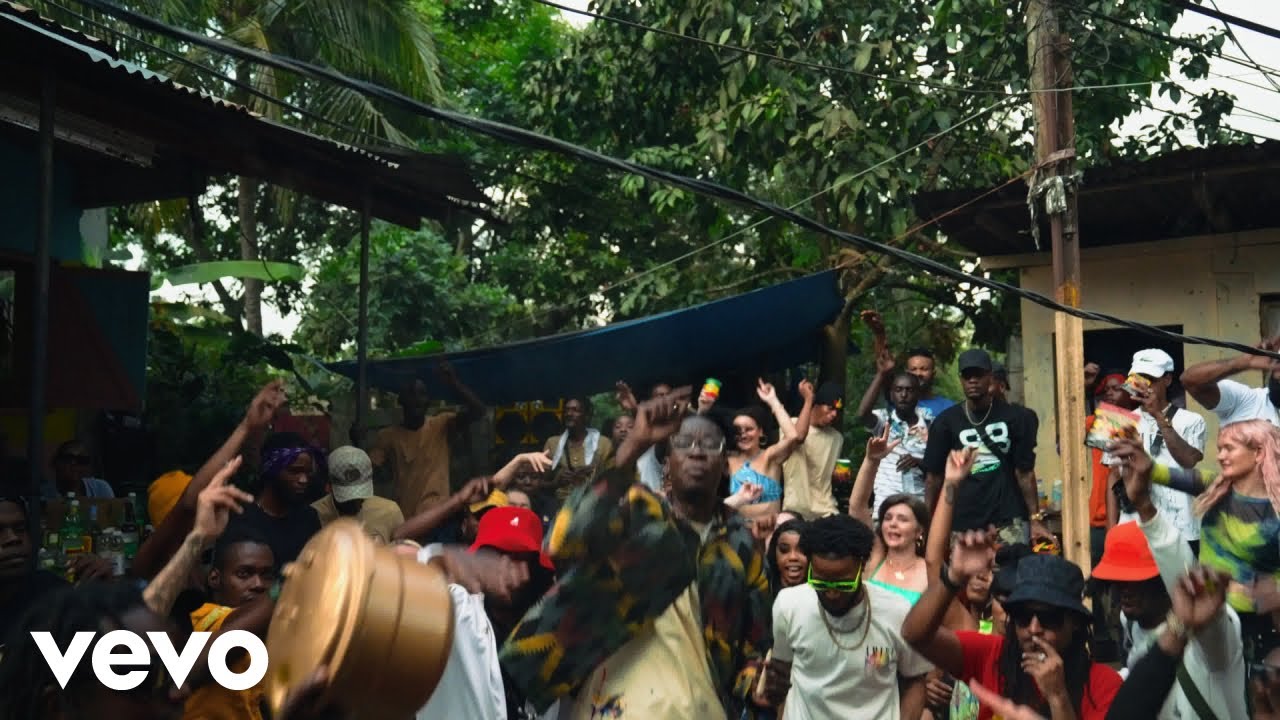 Chi Ching Ching, Castral - Upleaf | Official Music Video - YouTube