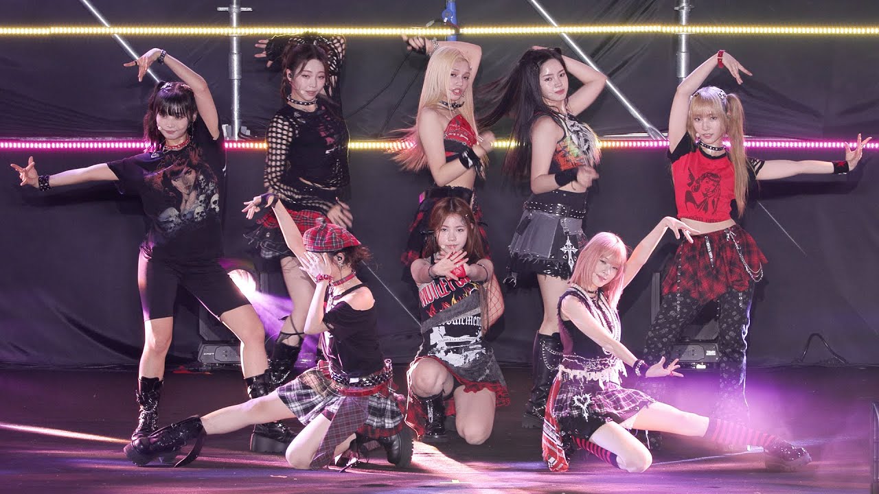유니스(UNIS) Full ver. (Poppin' + SUPERWOMAN + What is Love? + 너만 몰라’ 직캠 ...