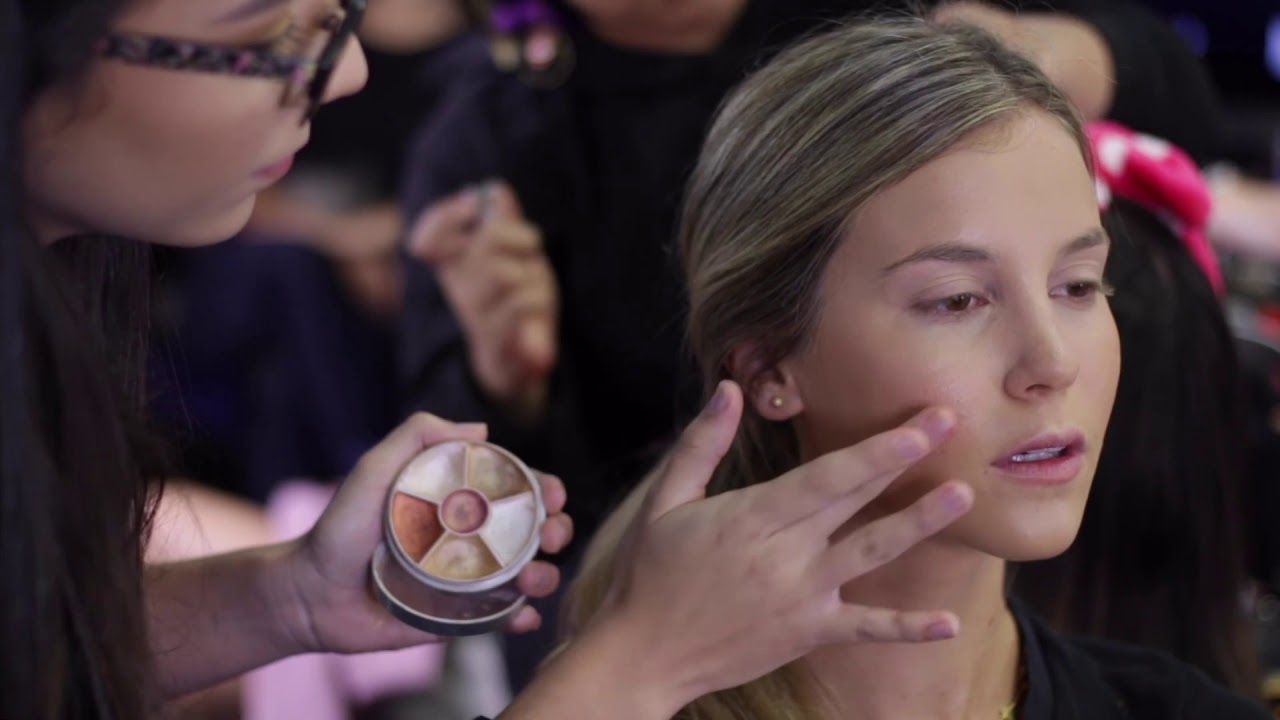 Clases de Maquillaje - LA MUSU - YouTube