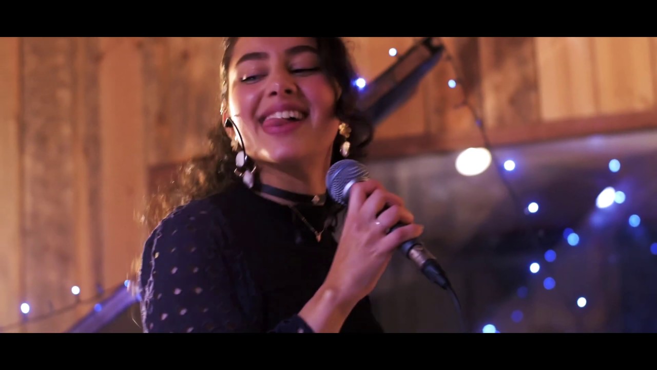 I Know I Know (Live at Ghostnote) - YouTube