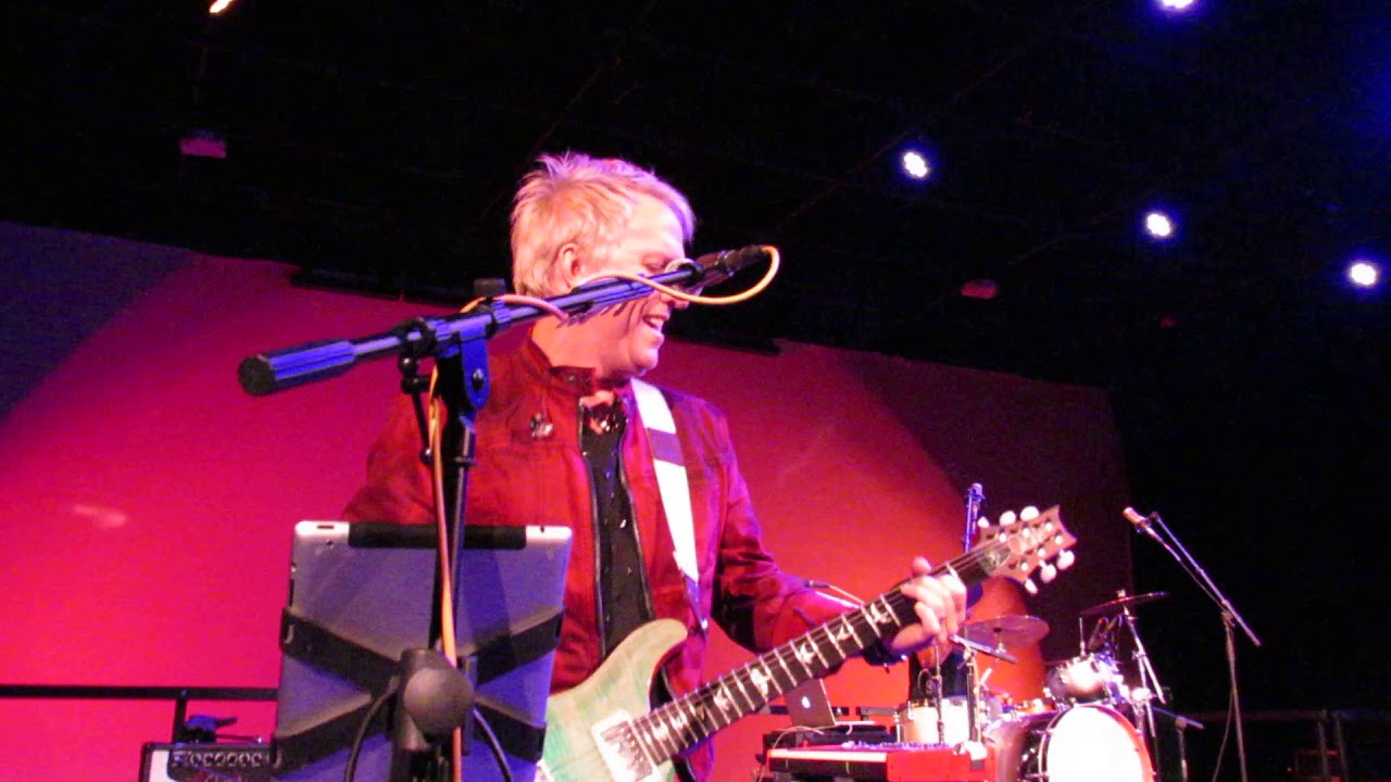 "Jef Leppard" Sings Photograph, Greensboro 09-30-17 - YouTube