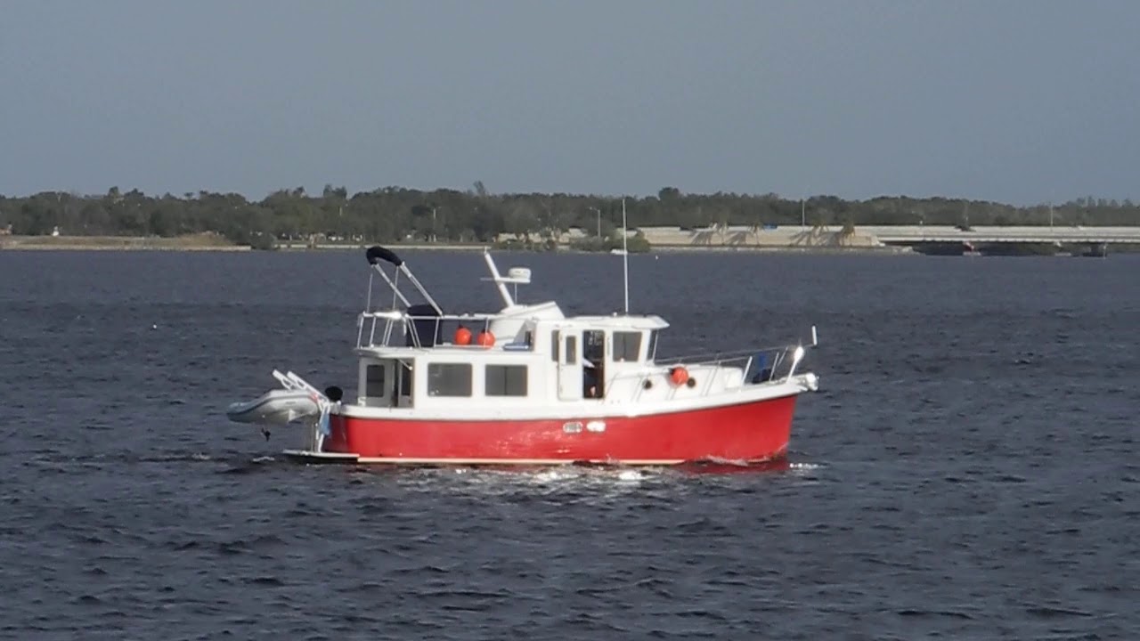 Red American Tug - YouTube