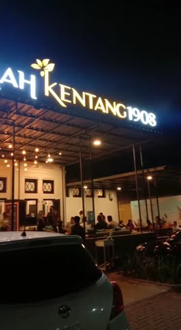 Rumah Kentang 1908 Bandung yang dulu Rumah Horror sekarang keren jadi ...