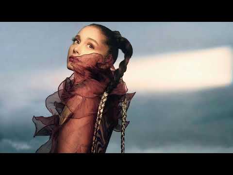 Ariana Grande - Yaz Günü (AI Cover)