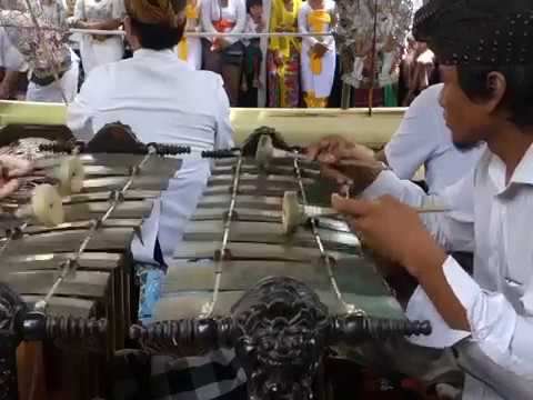 Wayang Lemah 04012017 Pemungkah Wayang Denpasar - YouTube