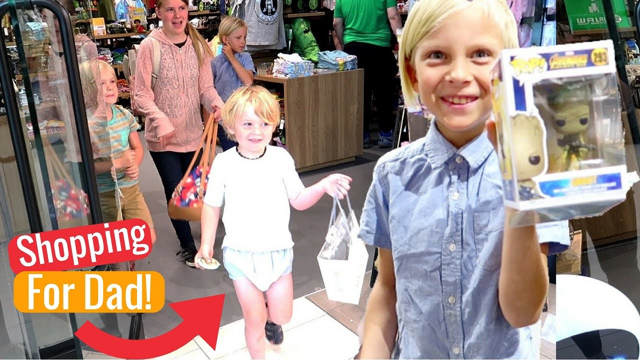 Kids Shop For Dad's Birthday 😂 - YouTube