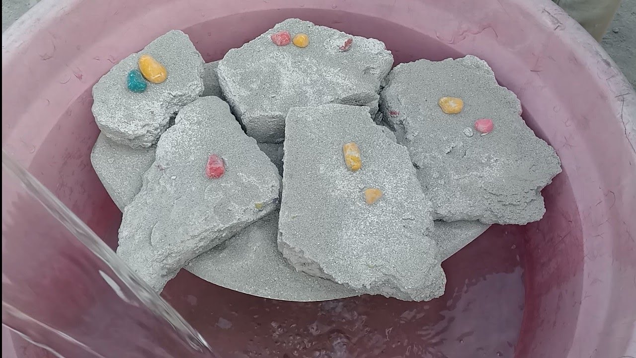 ASMR very soft sand white 🤍 chock full paste dusty dipping crumble in 💦 ...