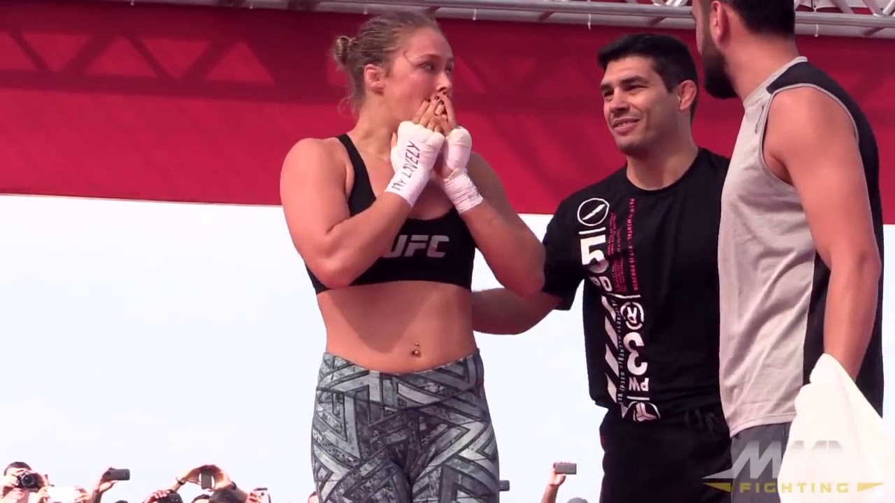 Ronda Rousey Open Workout Session Complete - YouTube
