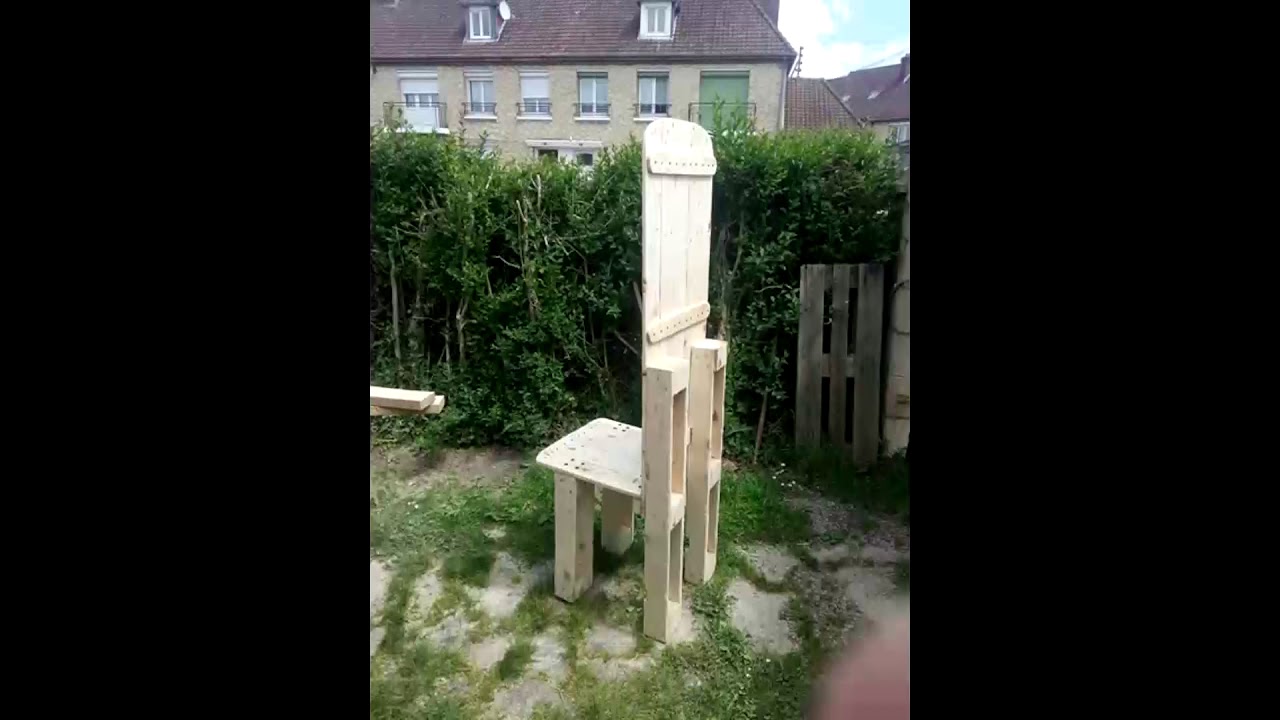 Création d'une chaise (trone) en palette - YouTube