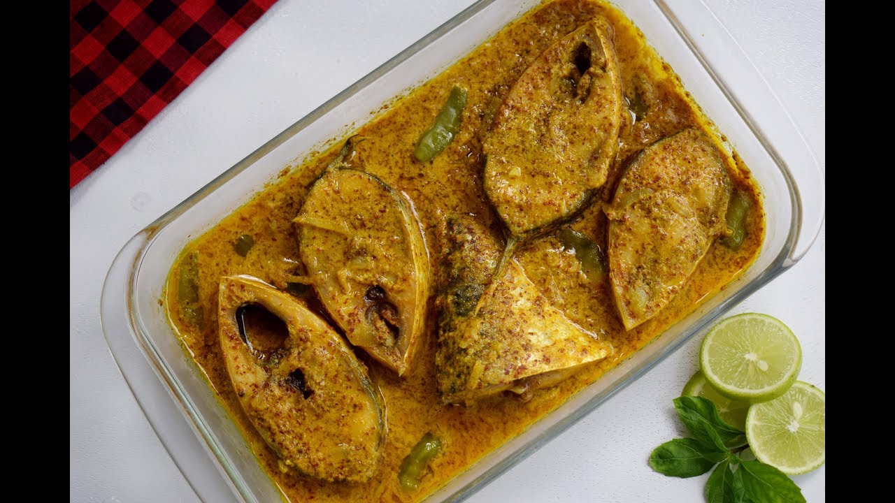 ভাপা ইলিশ || Steamed Hilsa Fish || Vapa Sorshe ilish recipe - YouTube