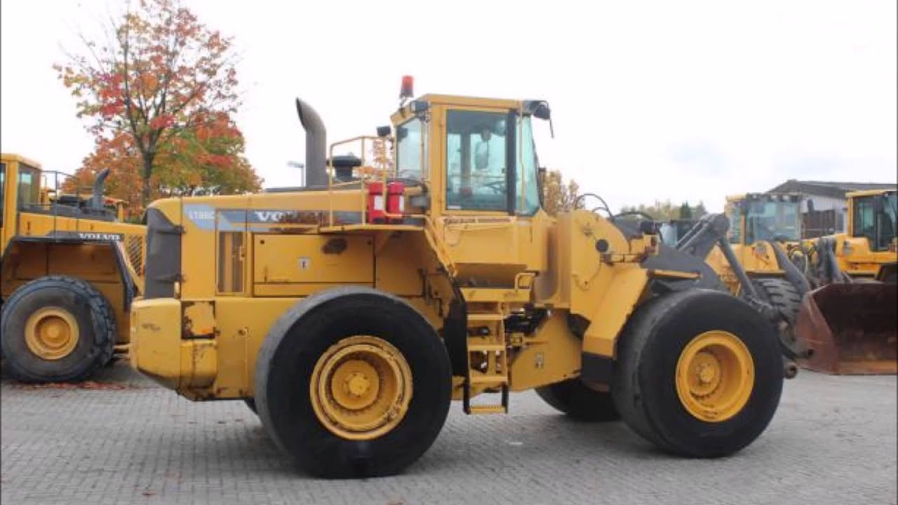 Volvo L180C - YouTube