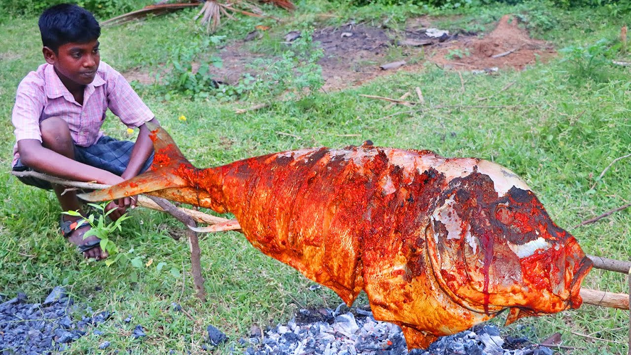 Primitive Technology: Awesome Hunting and Cooking big fish - Eating ...