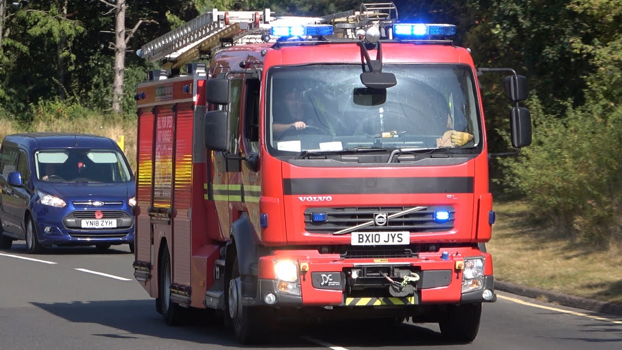Technical Rescue Unit Gets REDIRECTED!! WMFS Bickenhill TRU Turning Out ...