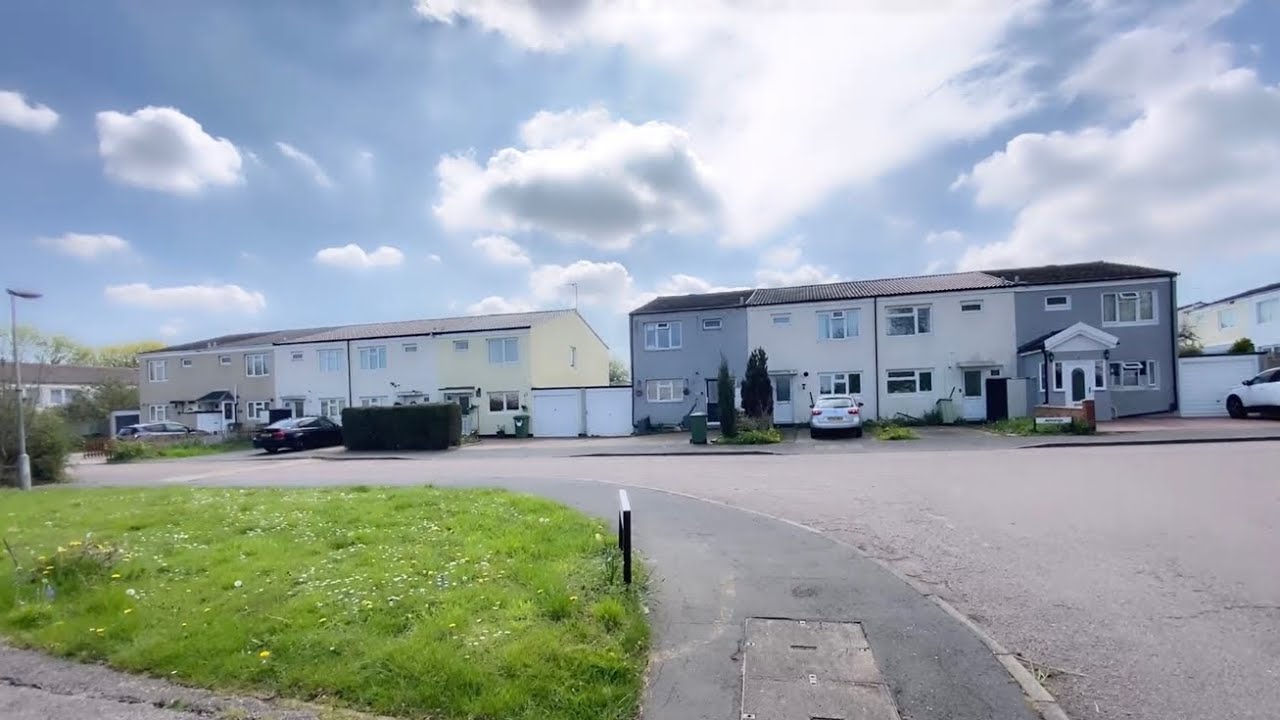 Stantonbury Milton Keynes (walk) - Buckinghamshire England - YouTube