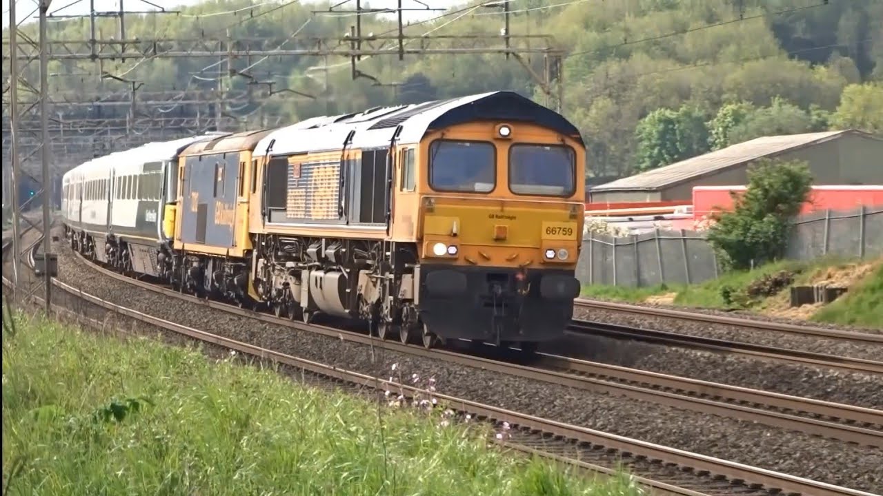 First class 442 Scrap move + other special moves on the WCML - YouTube