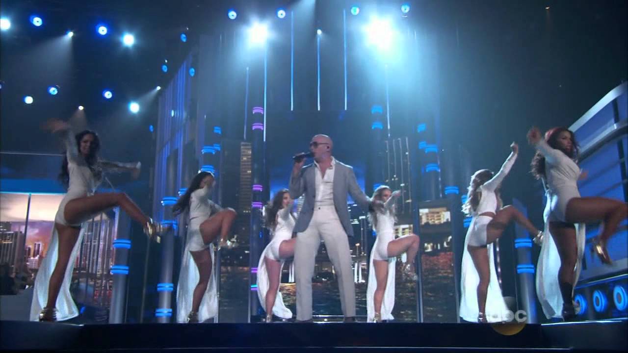 Pitbull F/Chris Brown - Fun (2015 Billboard Awards) - YouTube