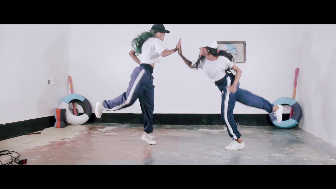 Shady Blue - HELELE (Official Dance Video) - YouTube