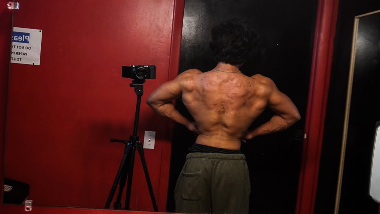 Backzilla(Bulking day 6) - YouTube