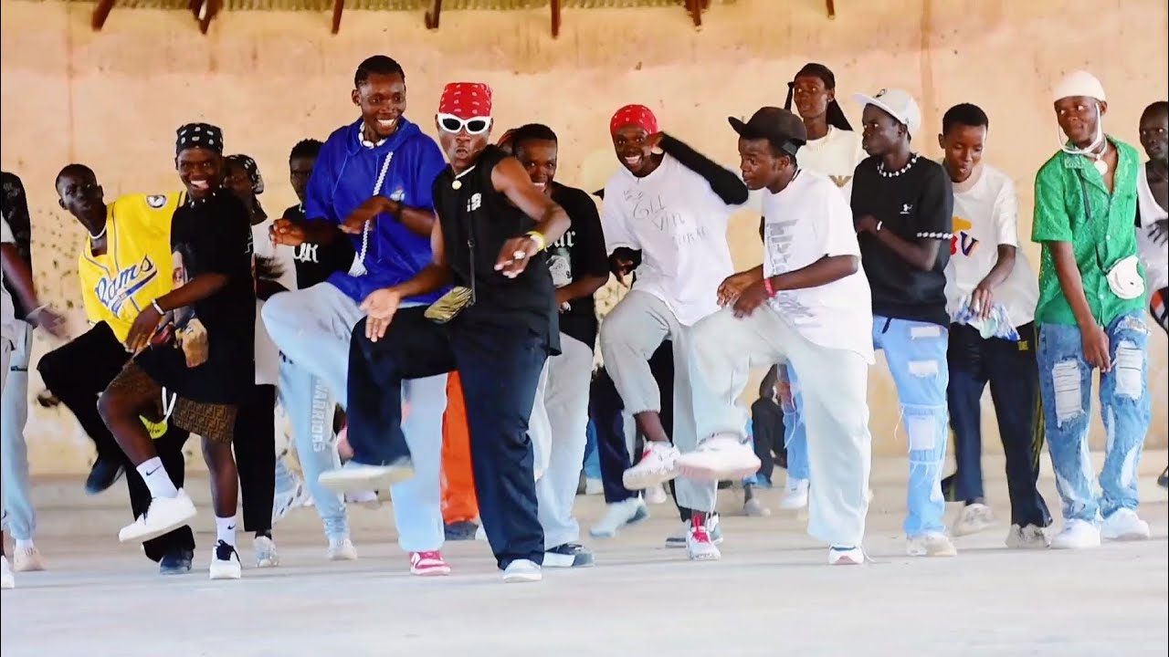 Rayvanny - Christmas 🎄ft Mauzo dance crew ( Official dance challenge ...