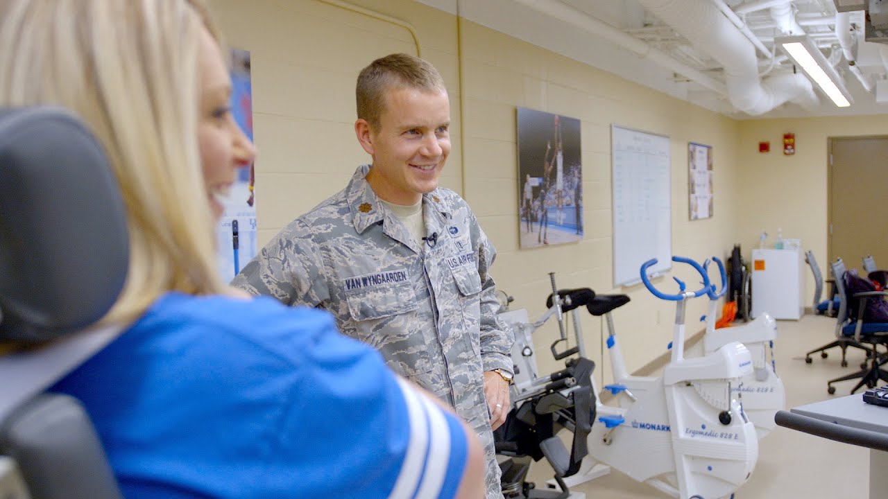 UK Military Researcher Explores Ways to Prevent Chronic Pain - YouTube