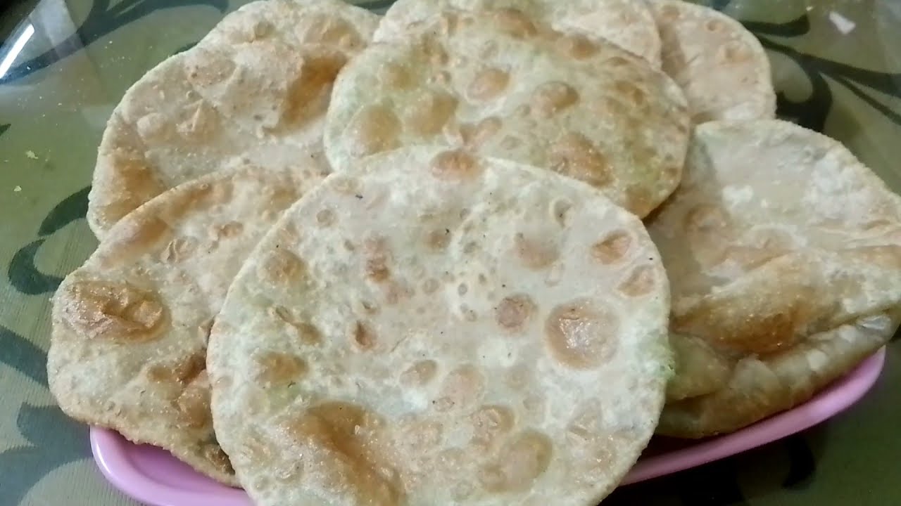 Koraisutir Kochuri Recipe l Green Peas - Hing Kachuri - Motorsutir ...