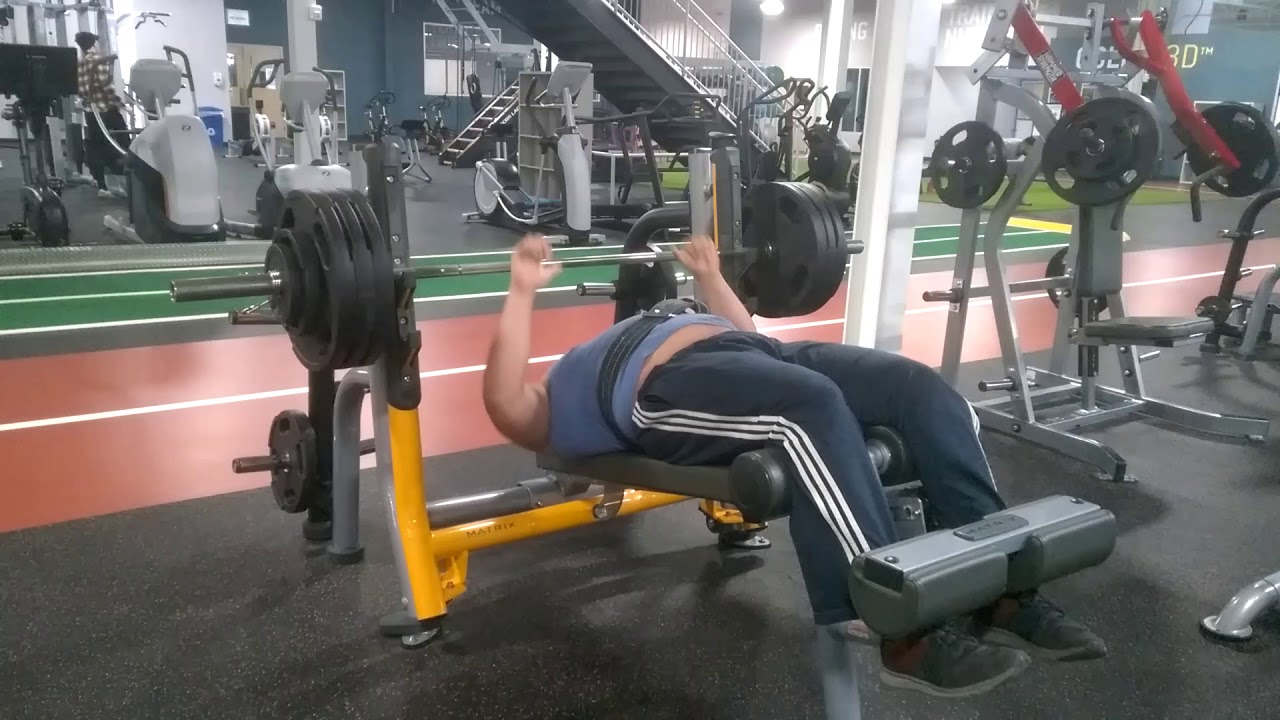 Decline Bench Press: 345 lb / 156 kg (Easy) - YouTube