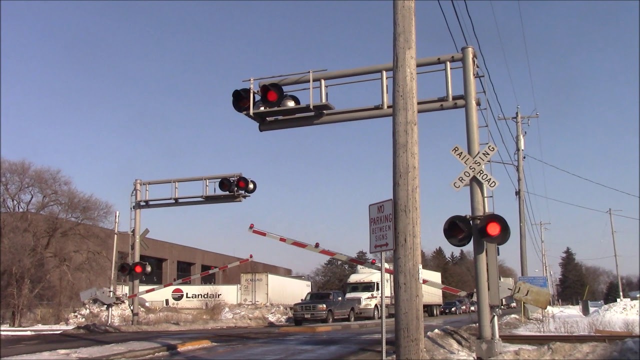 GTW 5850 Switching in Sussex, WI 2/14/18 - YouTube
