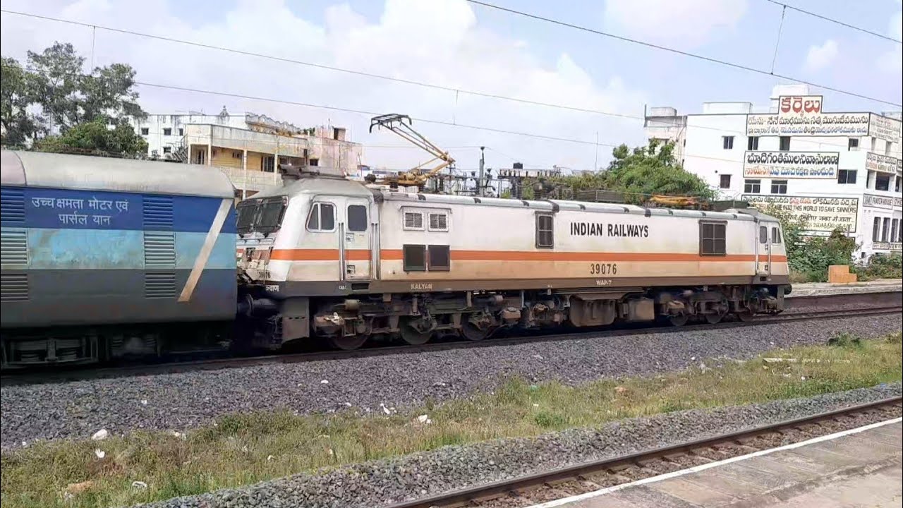 HIGH SPEED SUPER FAST EXPRESS TRAIN VIDEO 11 - YouTube