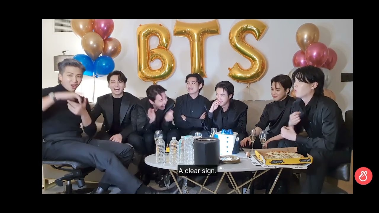 BTS VLIVE [ENG SUBS]. APRIL 04 -22. *part2* - YouTube