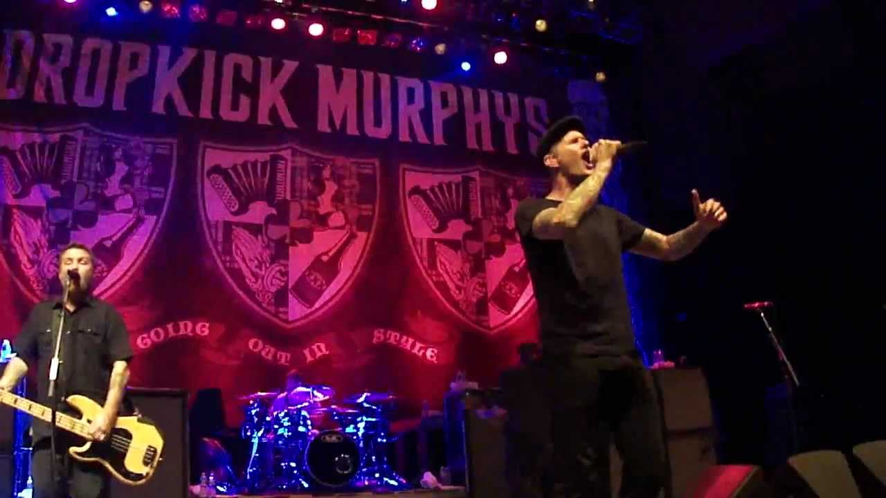 Dropkick Murphys' Concert: Entrance onto stage - YouTube