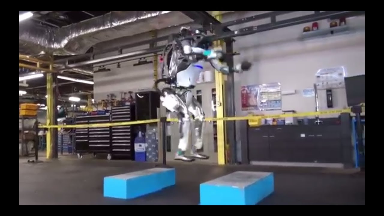 ♏ Atlas Robot backflip AGILE AS GYMNAST!!! - Boston dynamics - YouTube
