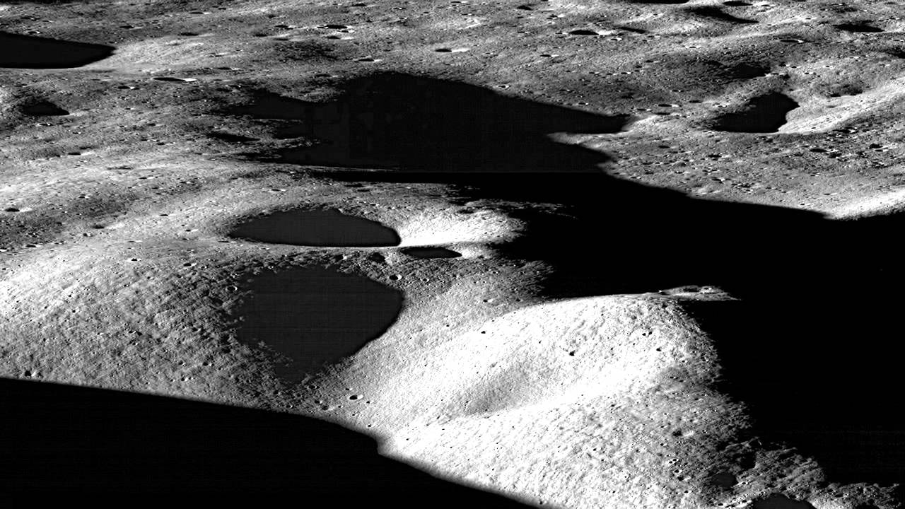 NASA | LRO's Diviner Takes the Moon's Temperature During Dec. 10, 2011 ...