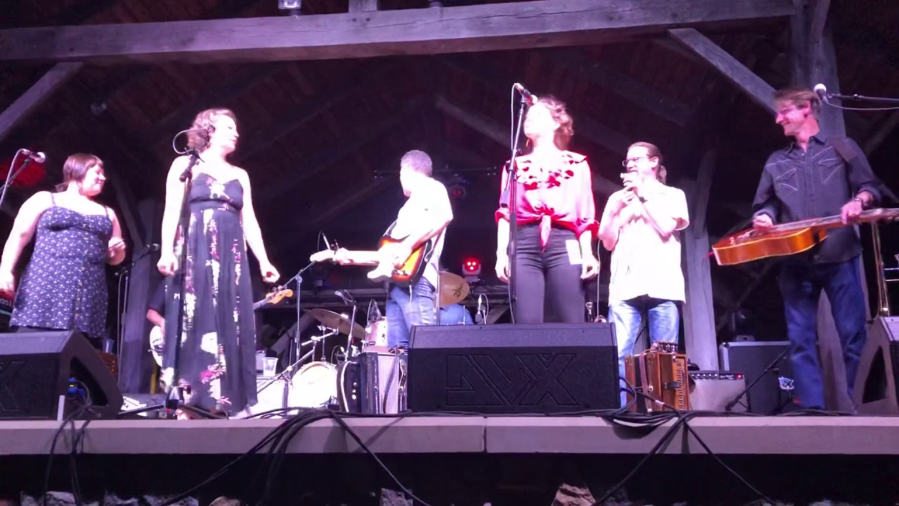 Steppin In It with Rachael Davis, Jen Sygit and May Erlewine ...