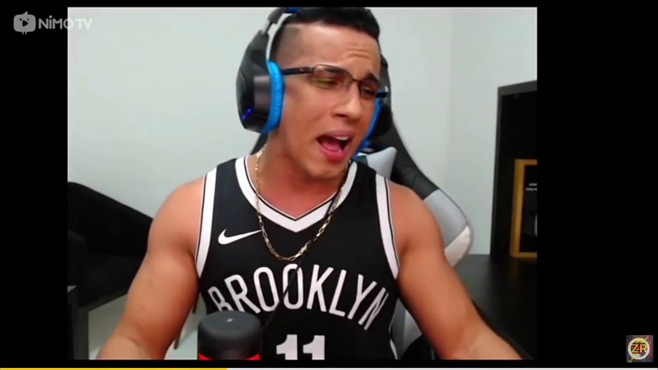 HUDSON CANTANDO AI WILSON VAI - YouTube