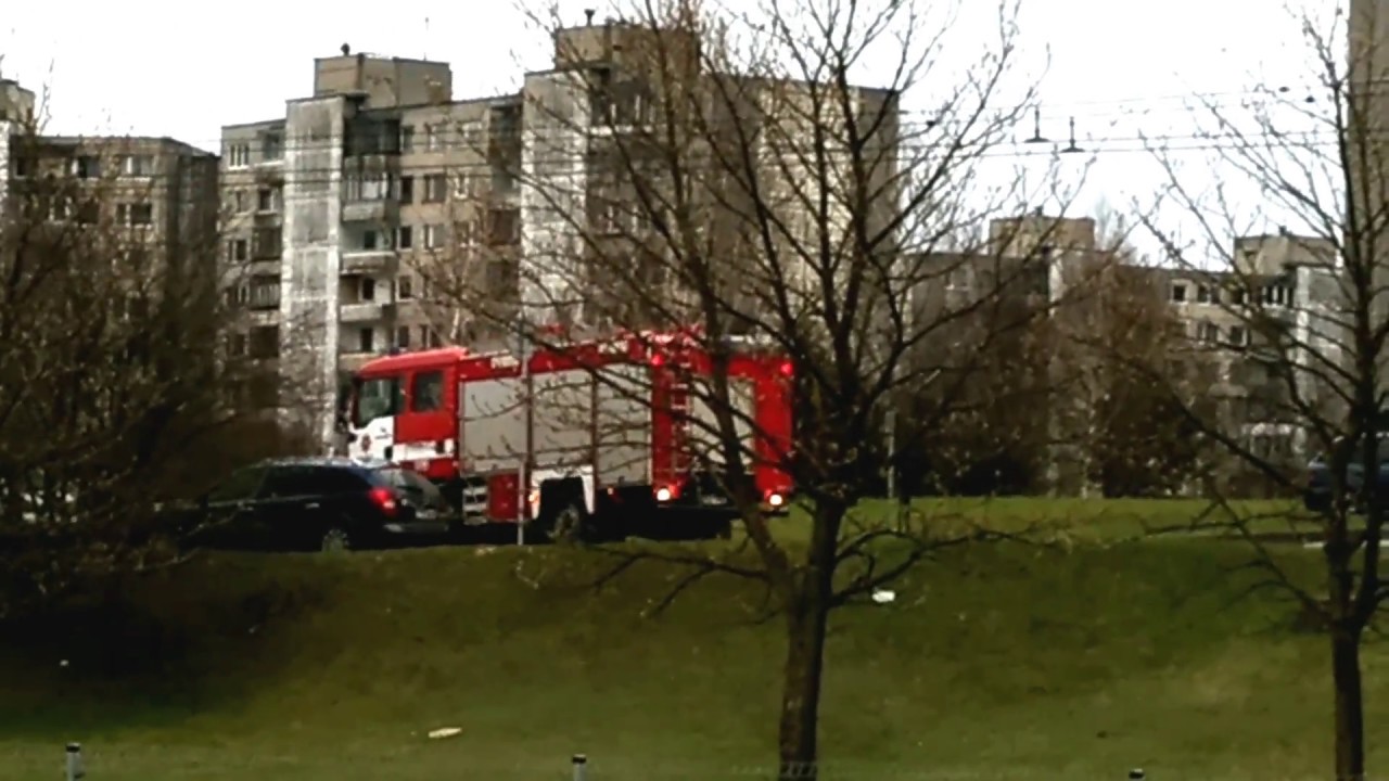 Firefighters maneuver in Lithuania - YouTube