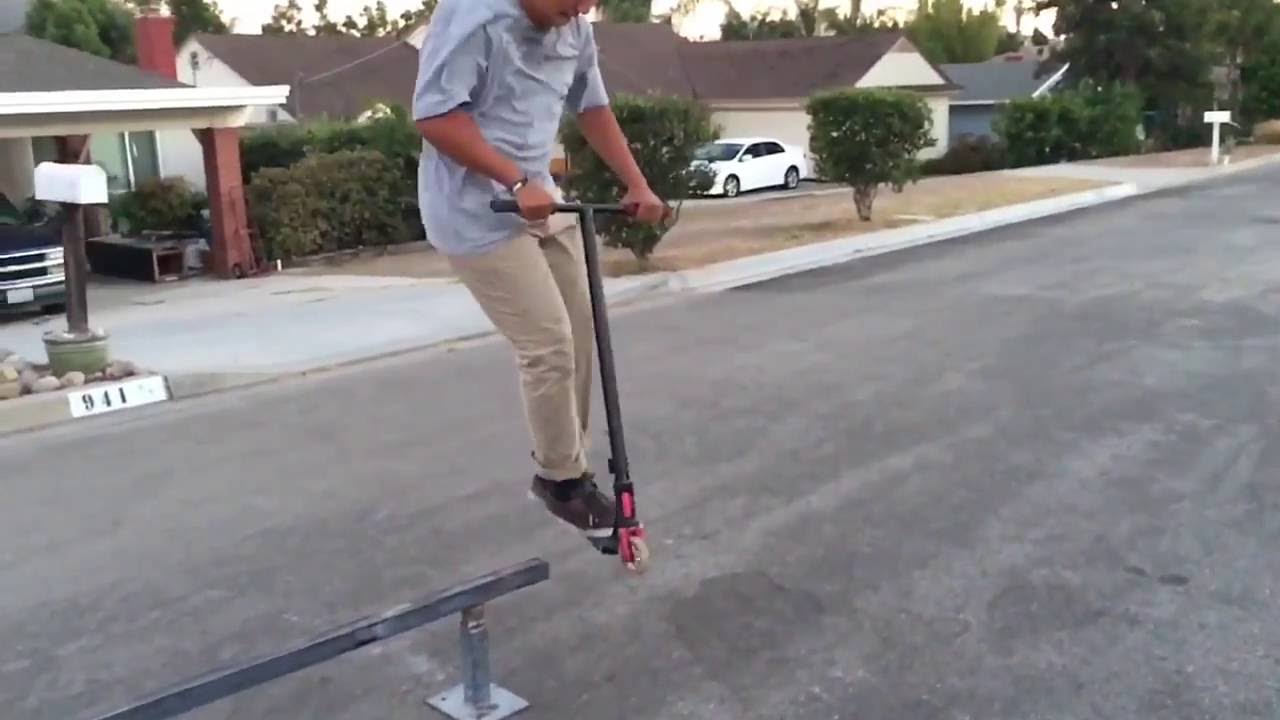 INSANE SCOOTER TRIX - YouTube