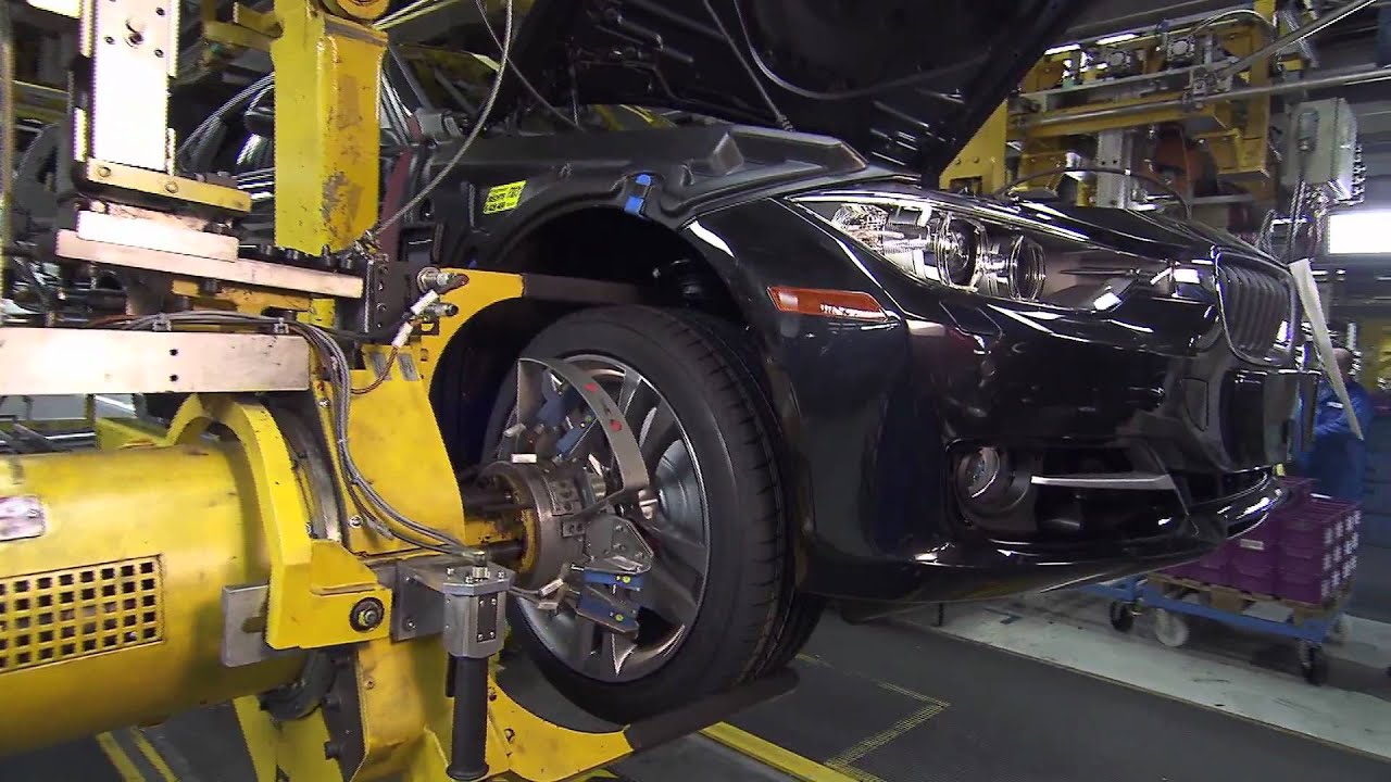 BMW F30 3 Series Production Process - Final Assembly (5/5) - YouTube