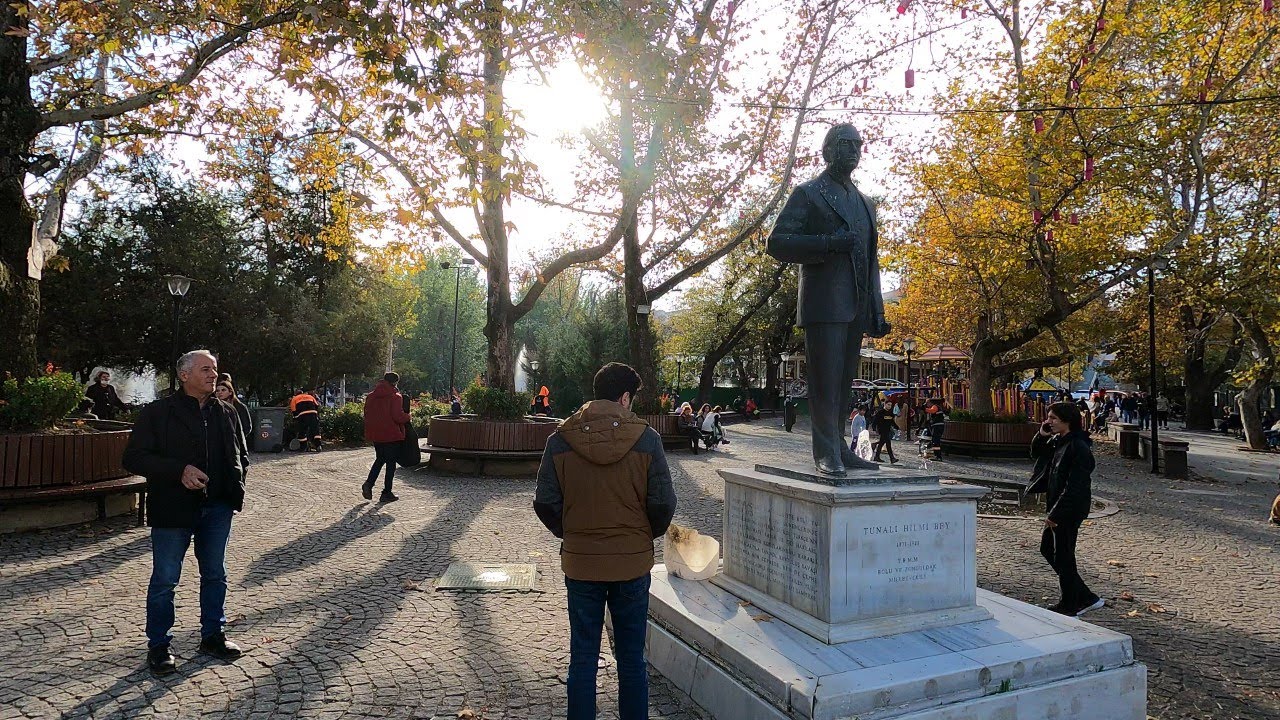 Ankara [4k60fps], Tunus ve Tunalı Hilmi Caddeleri Yürüyüş Turu - Tunus ...