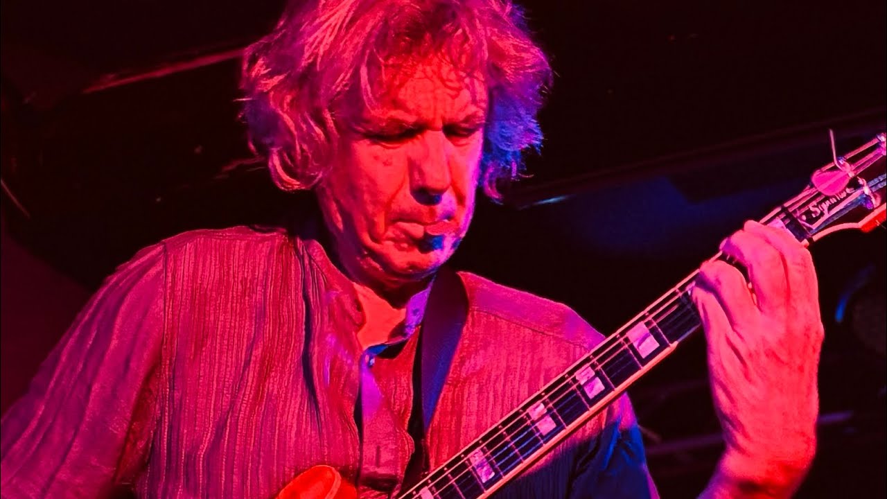 The Tale of Taliesin by Soft Machine (Live in Toronto) - YouTube