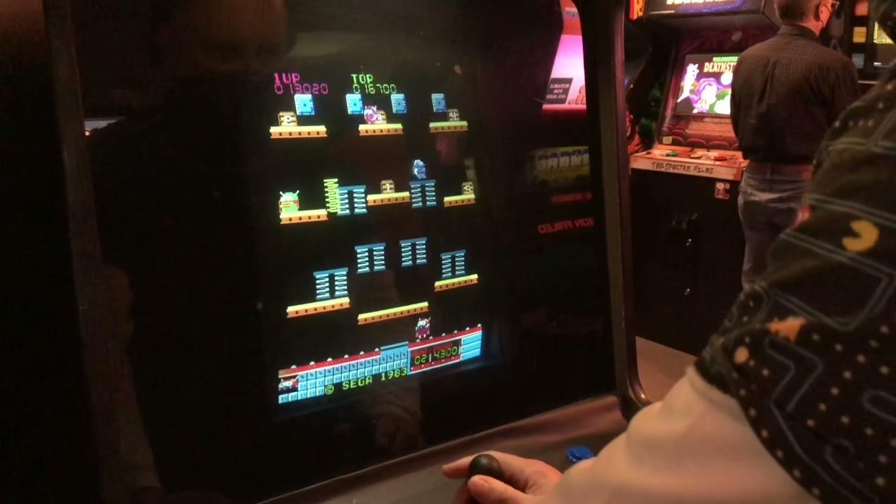 Hopper Robo (1983) @ Galloping Ghost Arcade - YouTube