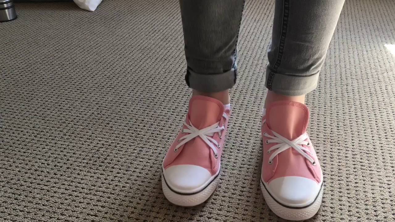 Veters Rijgen (Engels) - YouTube