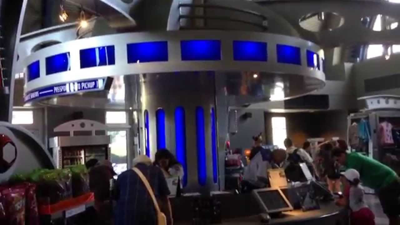 Walt Disney World Tomorrowland Arcade 2015 - YouTube