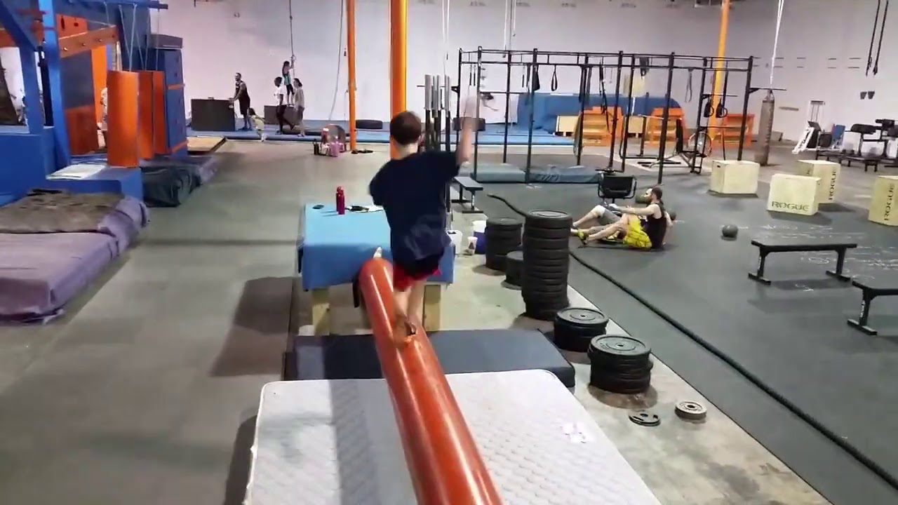 SPINNING LOG - YouTube