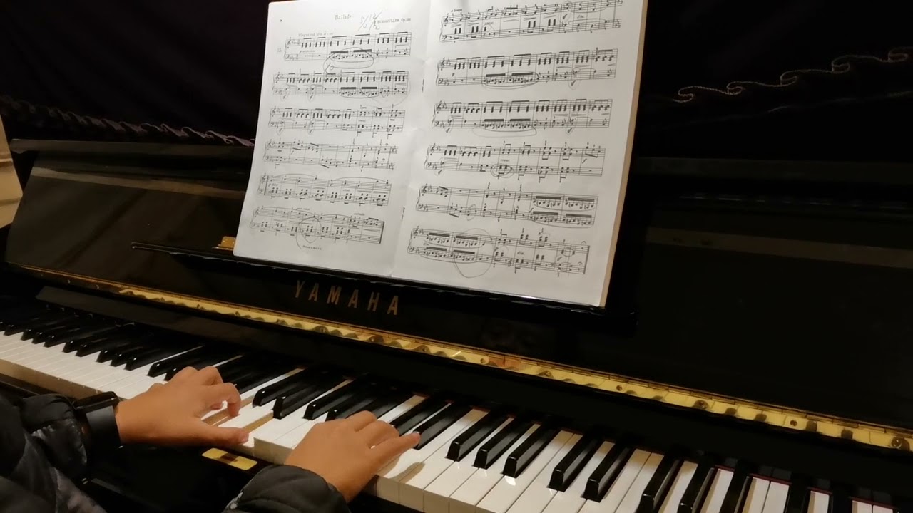 Burgmuller: Ballade - YouTube