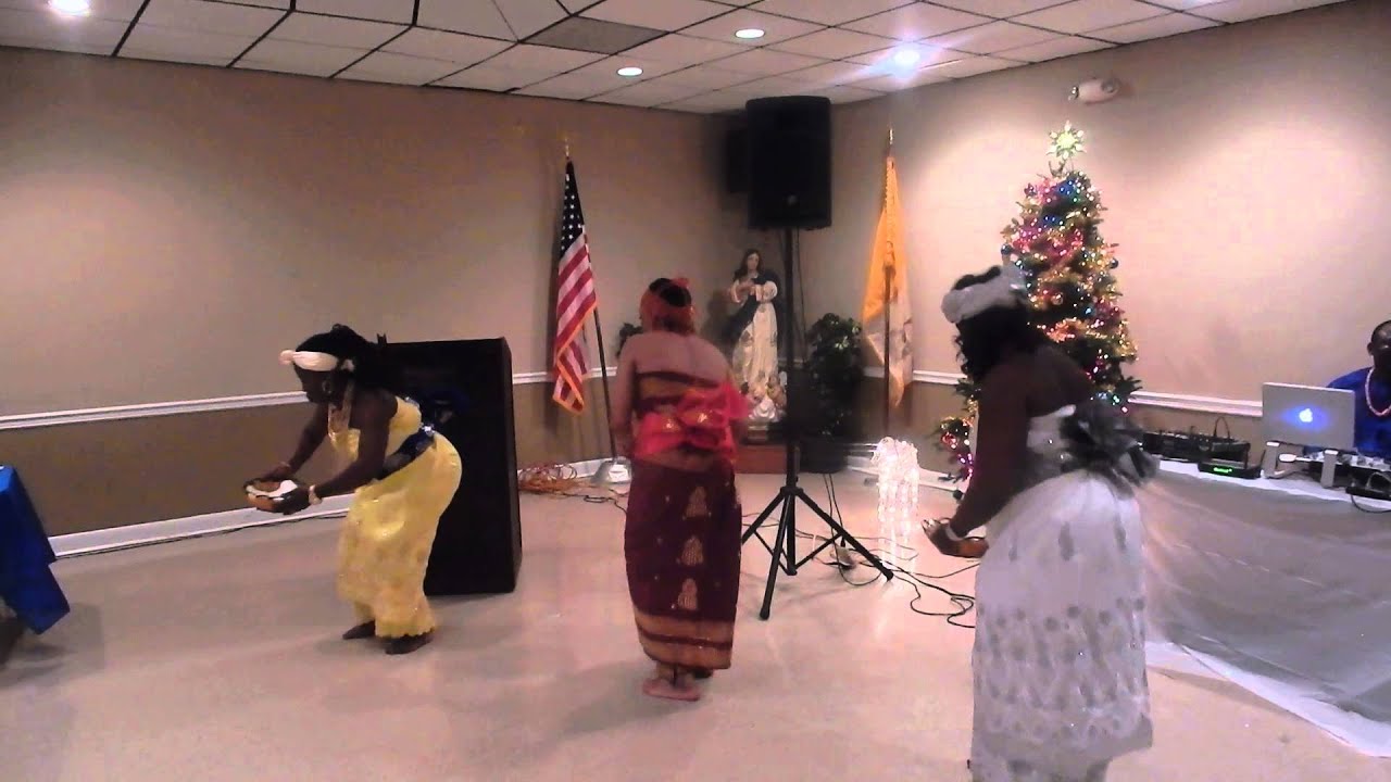 Ukowa Dance an Itsekiri cultural Display - YouTube