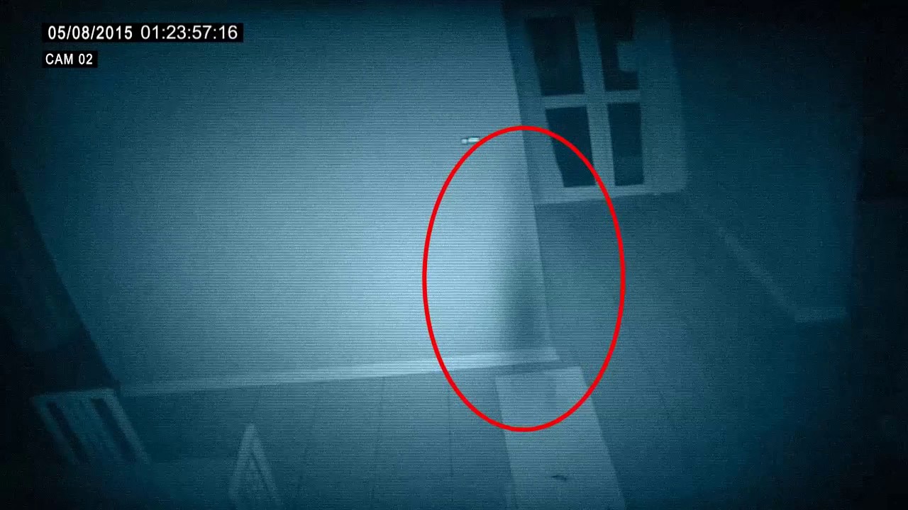 Ghost Shadow Caught On CCTV Camera | Scary videos | Horrors - YouTube