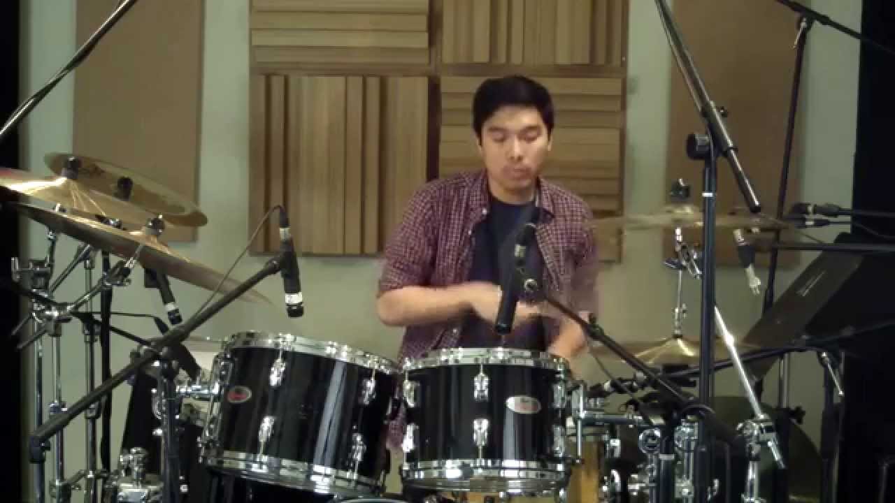 Enrico Octaviano - 5 For Eddie - YouTube