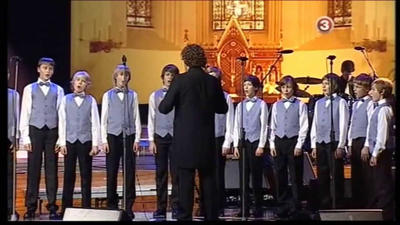 Rigas Doma Zenu Koris : Ave Maria Bach - Gounod - YouTube