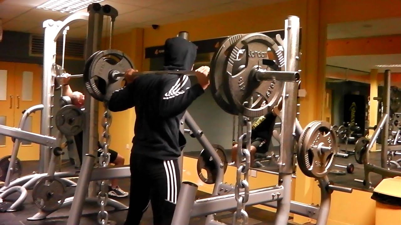 Pre exhaust Leg Session with CB Fitness - YouTube